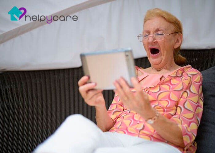 Qué es la hipersomnia en personas mayores - HELPYCARE